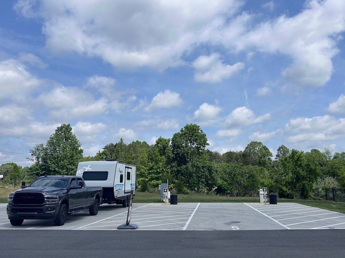 20 FREE RV Campgrounds with Hookups - Travels with Ted