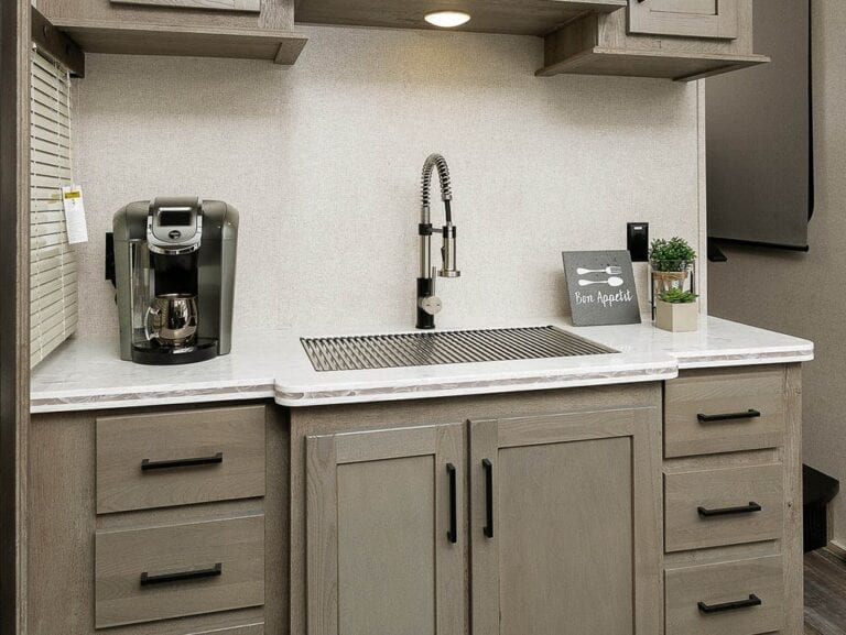 12 Epic Front Kitchen Fifth Wheel RVs - Travels with Ted