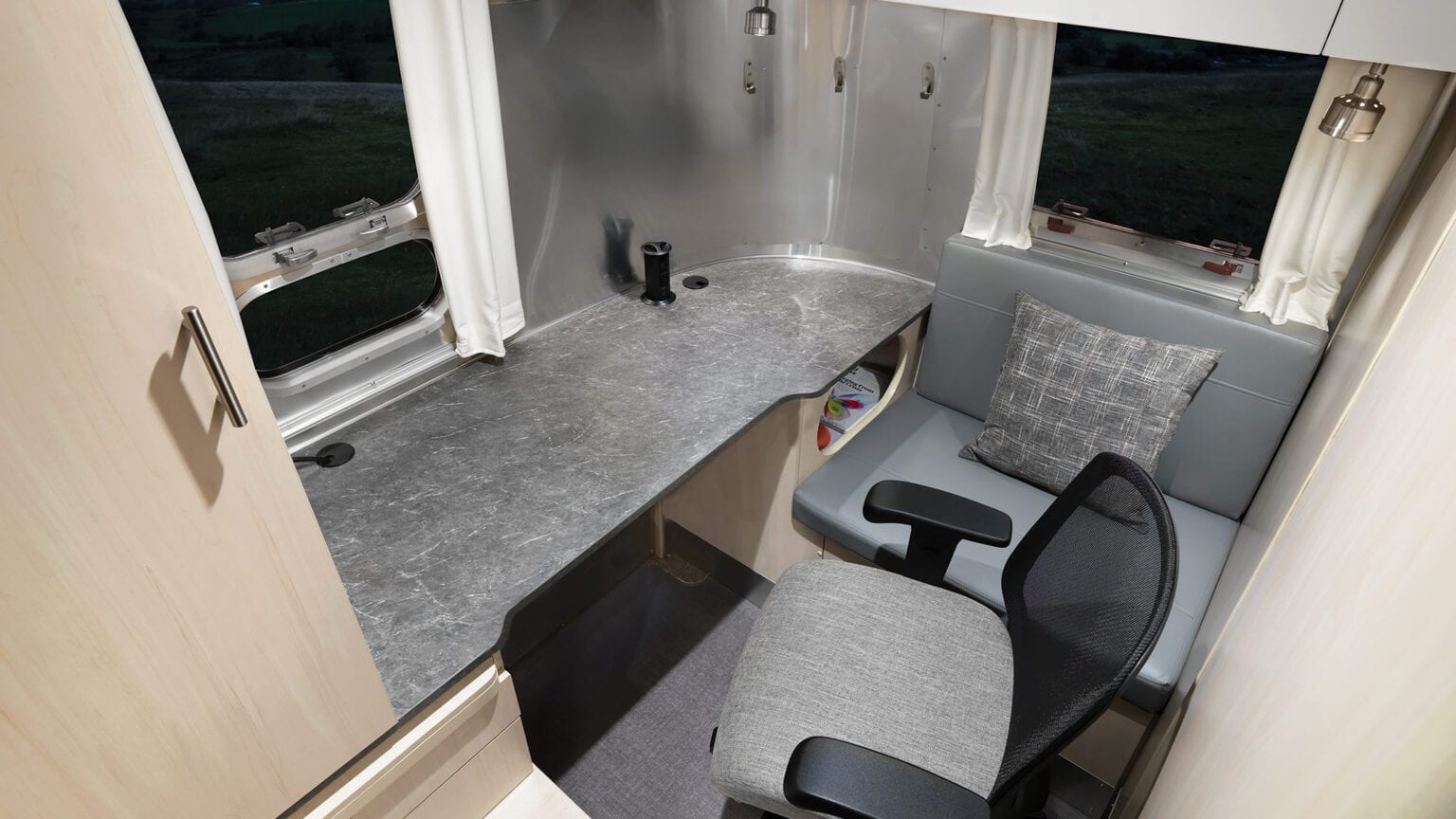 10 Remote-Work-Ready RVs with Office Space [2025 Models]