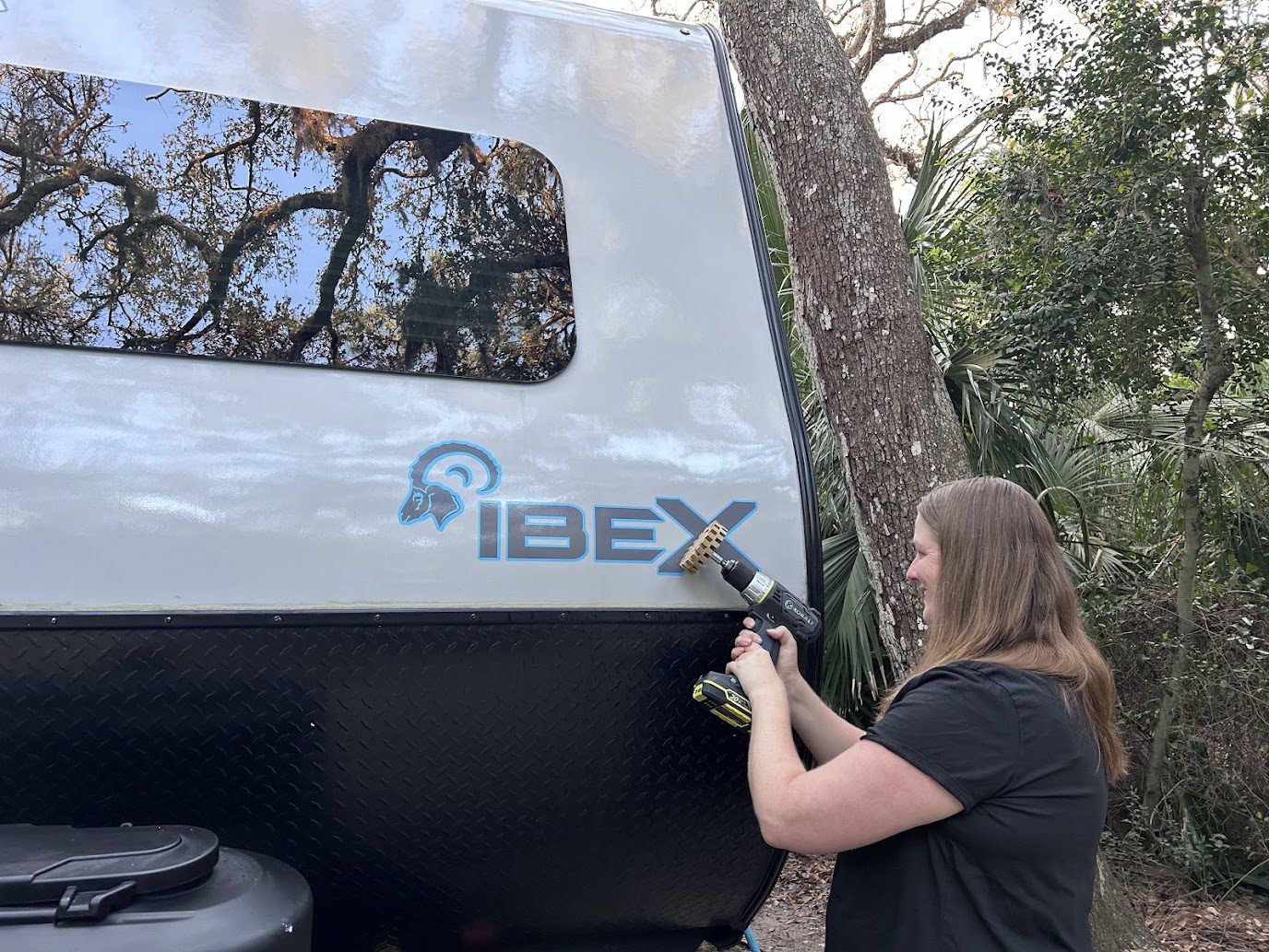 How to Remove RV Decals: A Complete Guide