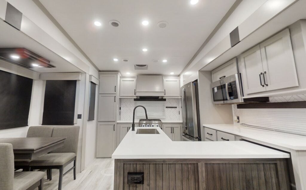 10 Best Rear Kitchen Fifth Wheels (2026 Models)