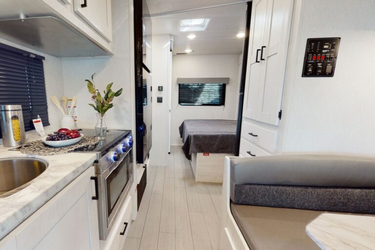 12 Best Small Class C RVs Under 25 Feet