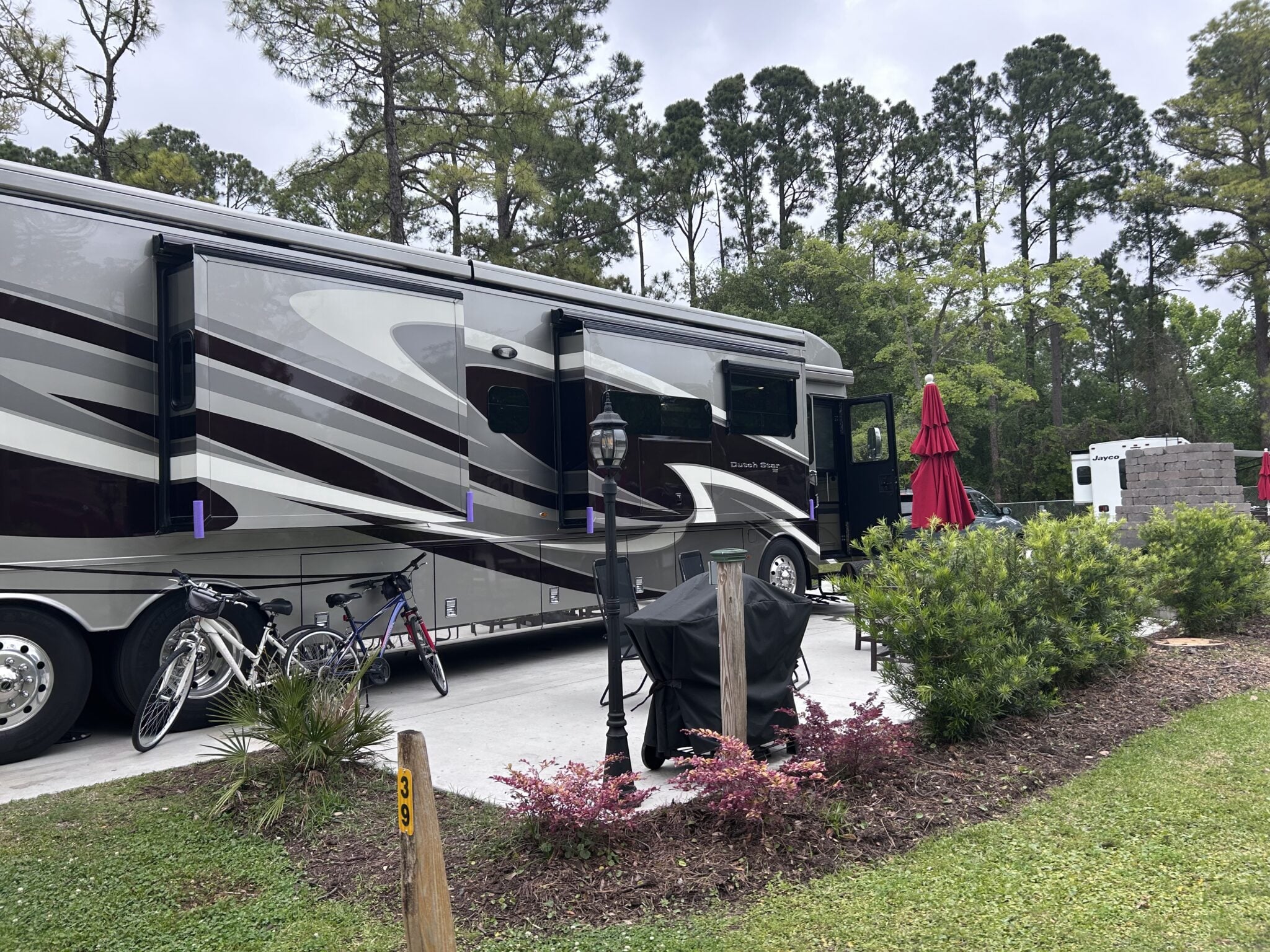 10 Best RV Memberships: Reviewed by a Full-Time RVer