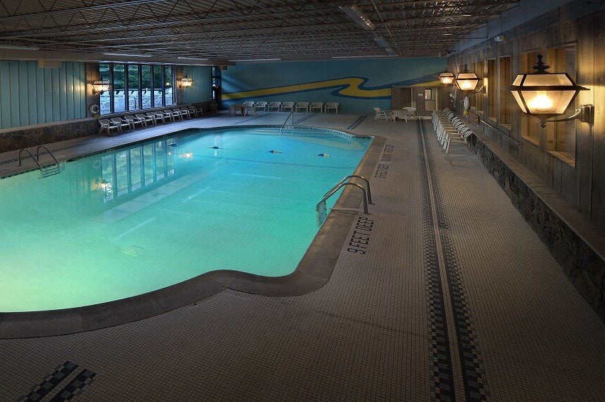 10 RV Parks with Indoor Pools (Weatherproof your Trip!)