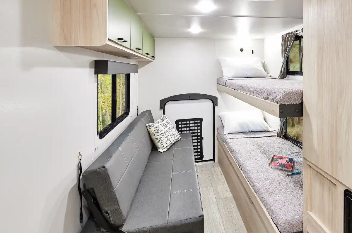 15 Best Travel Trailer RVs with Twin Beds