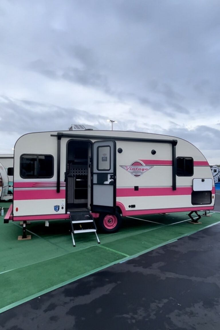 Eye-Catching Highlights of the 2024 Florida RV SuperShow